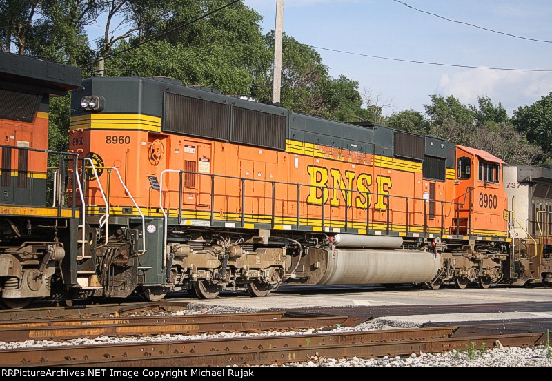 BNSF 8960